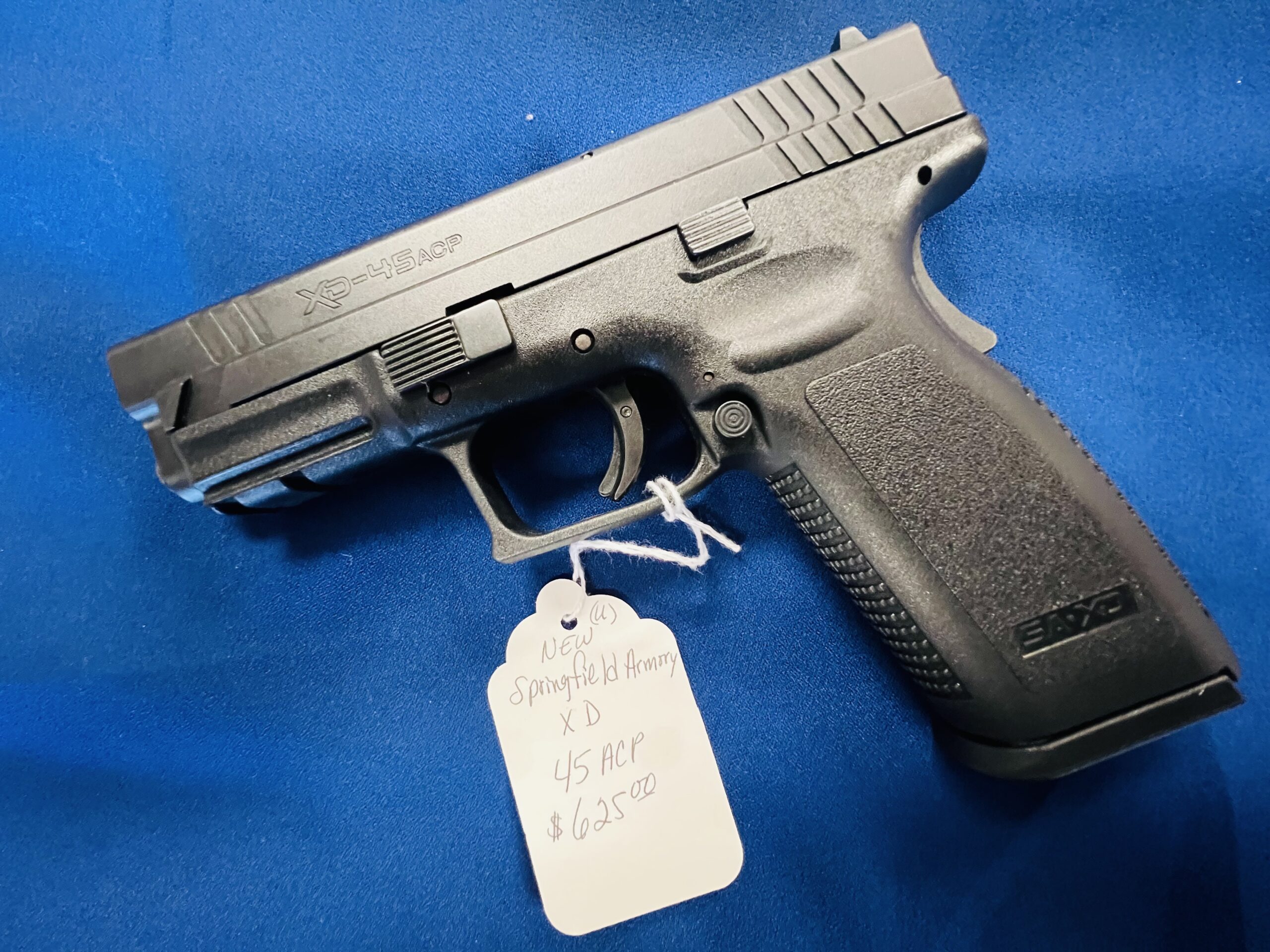 Springfield Armory XD 45auto with range case and magazines (New ...